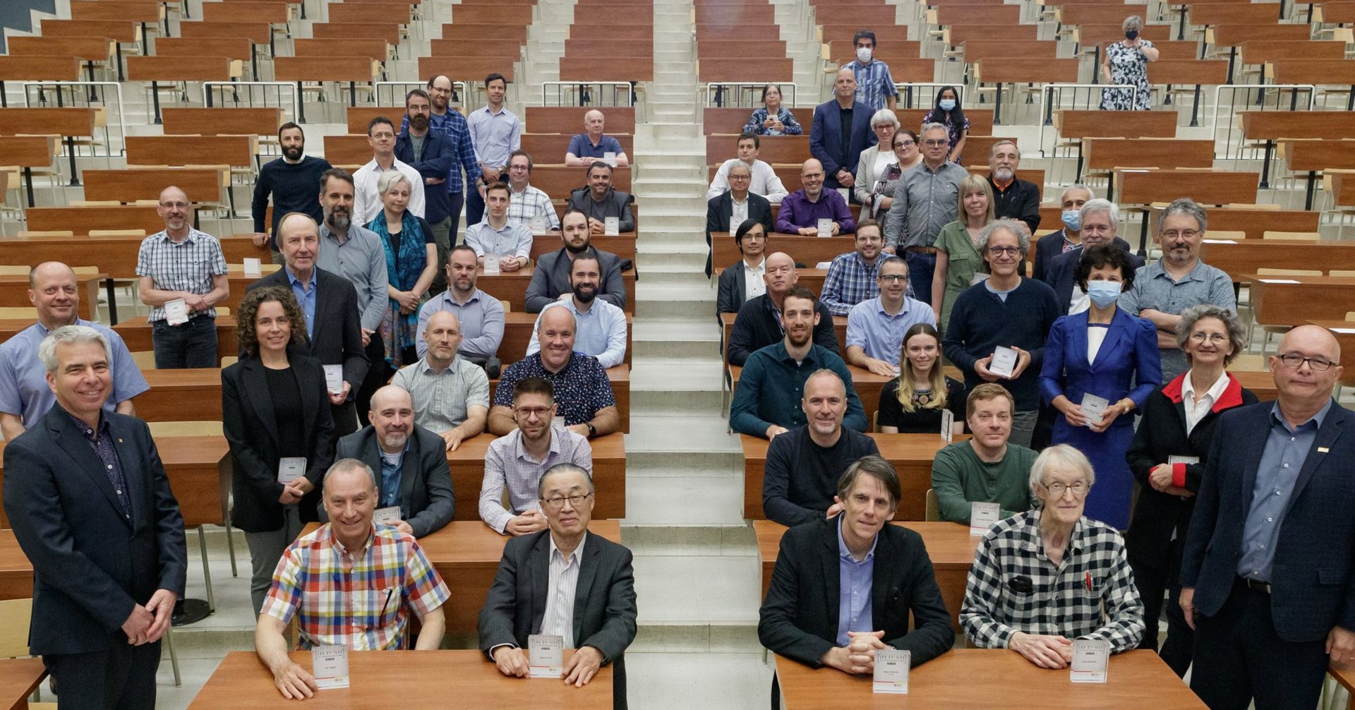 97 Étoiles de l’enseignement illuminent la FSG - Faculté des sciences ...
